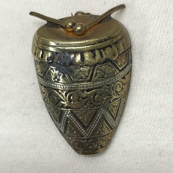 Jewelry | Vintage Toledo Spain Damascene Pin | Poshmark